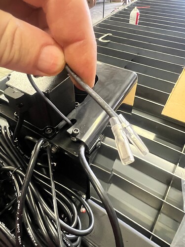 IHS CABLE connectors - CrossFire ® XR - Langmuir Systems Forum